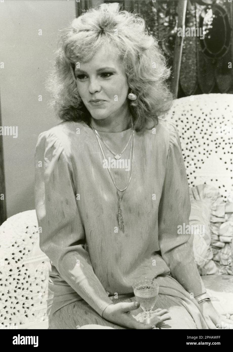 Positions compromettantes Banque de photographies et d’images à haute ...