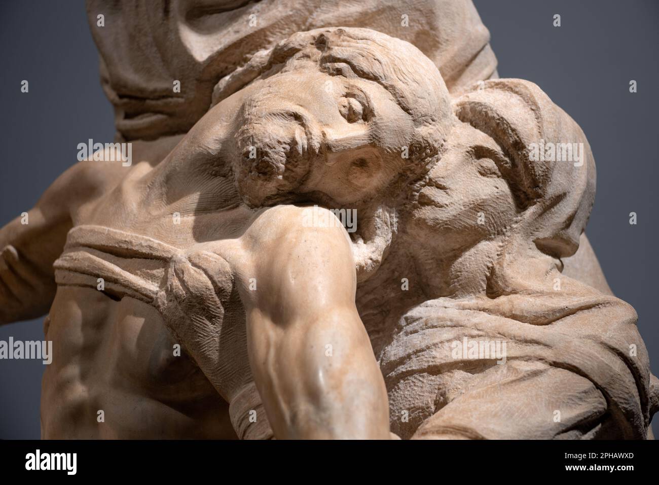 Le Bandini Pieta inachevé de Michel-Ange est exposé dans le musée de l ...