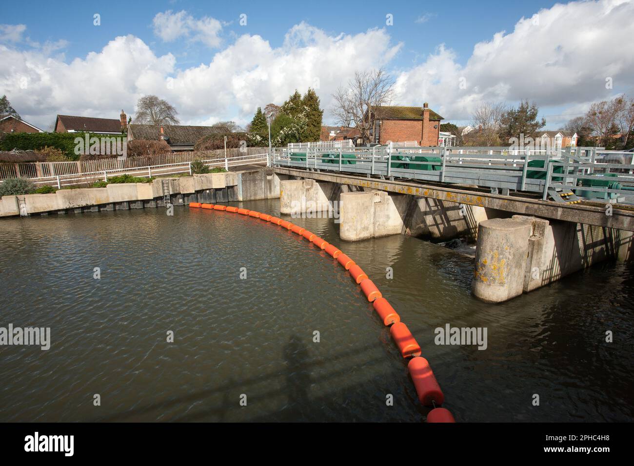 River ember Banque de photographies et d’images à haute résolution - Alamy