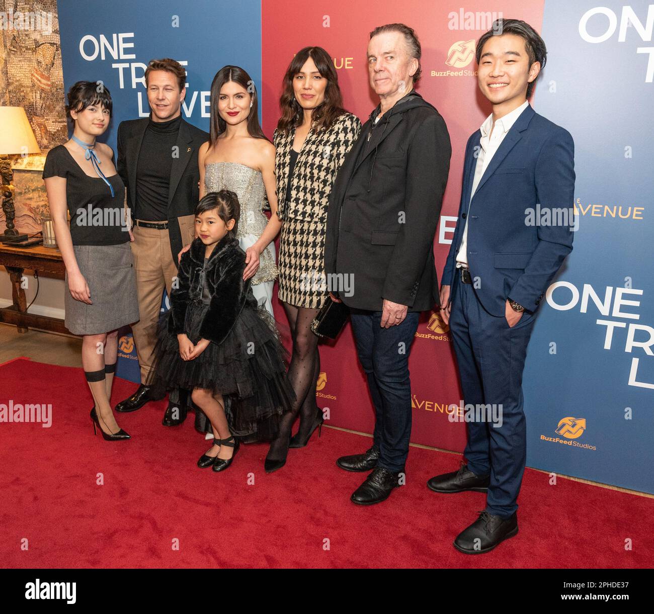 Oona Yaffe, Luke Bracey, Phillipa Soo, Oceana Matsumoto, Michaela Conlin, Michael O'Keefe et ...