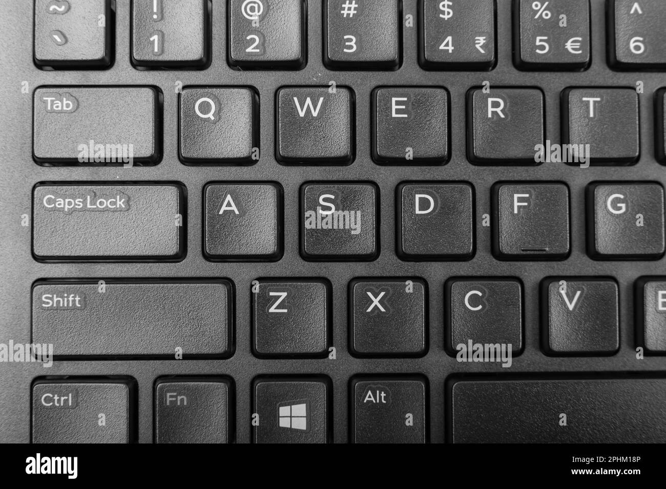 Gros plan sur les touches noires du clavier. Capture macro du bouton du ...