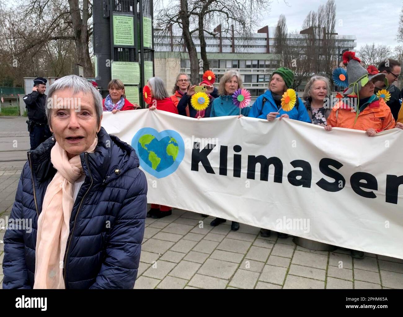 Anne Mahrer, co-présidente de la Senior Women for Climate protection ...