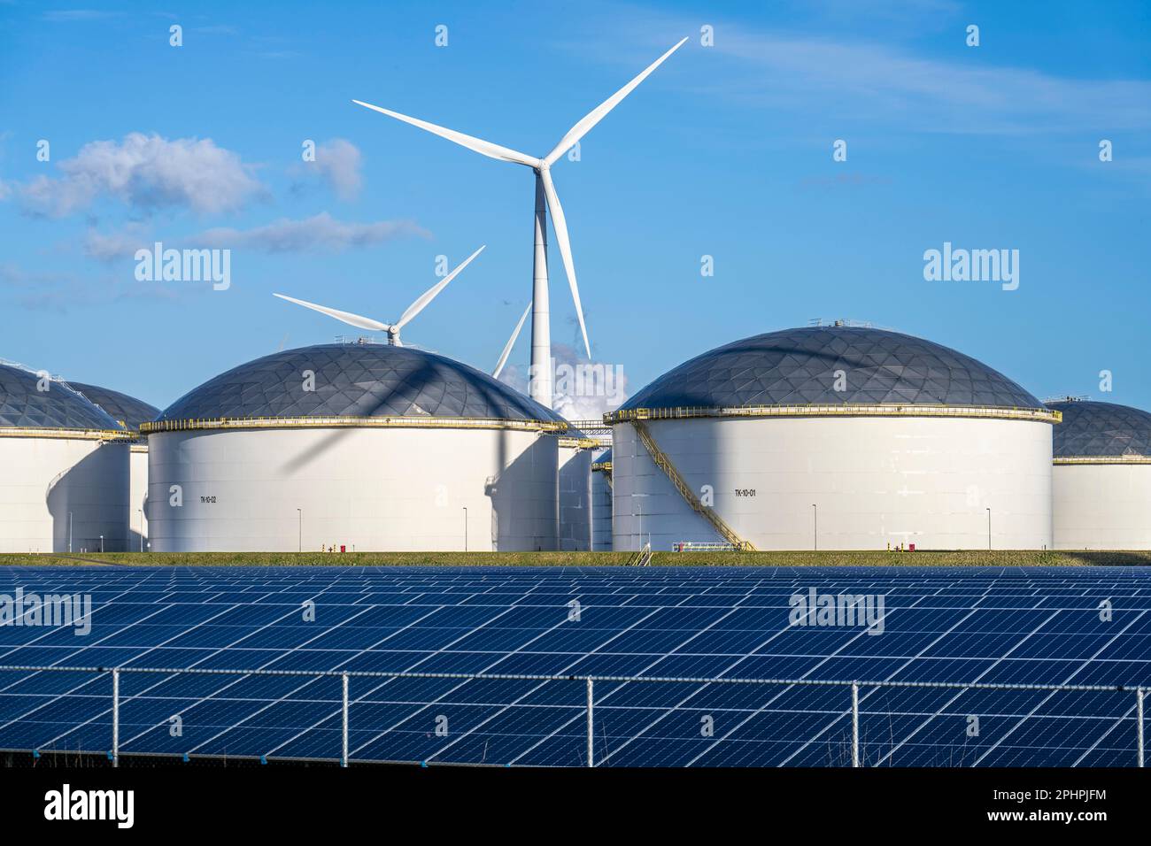 Vopak Solarpark Eemshaven, 19 hectares de modules solaires d'une ...