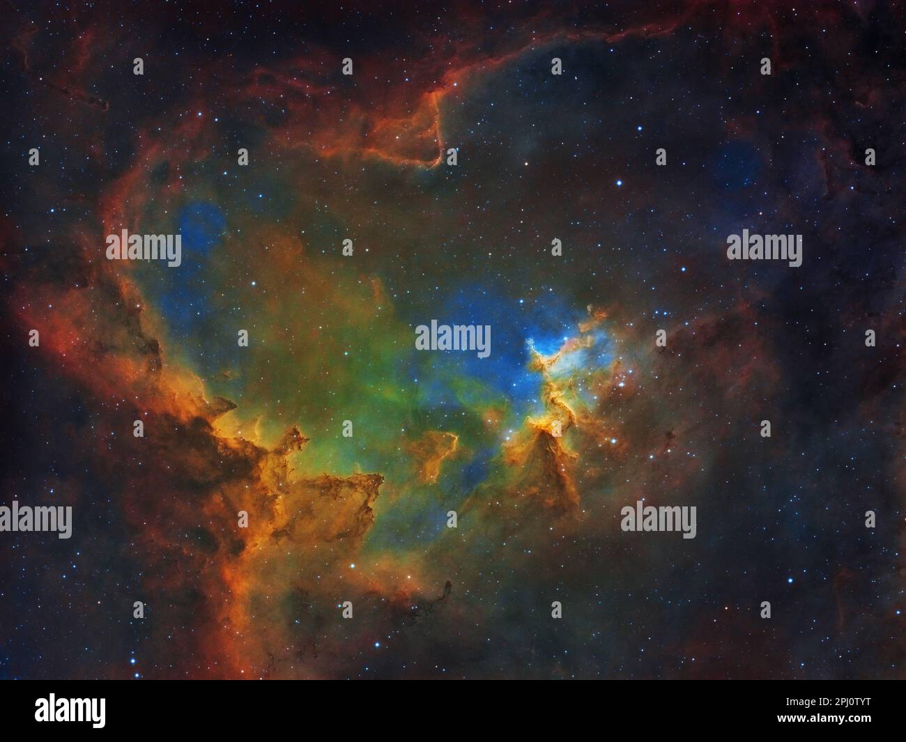La nébuleuse cardiaque (IC 1805, groupe ouvert Melotte 15) est une ...