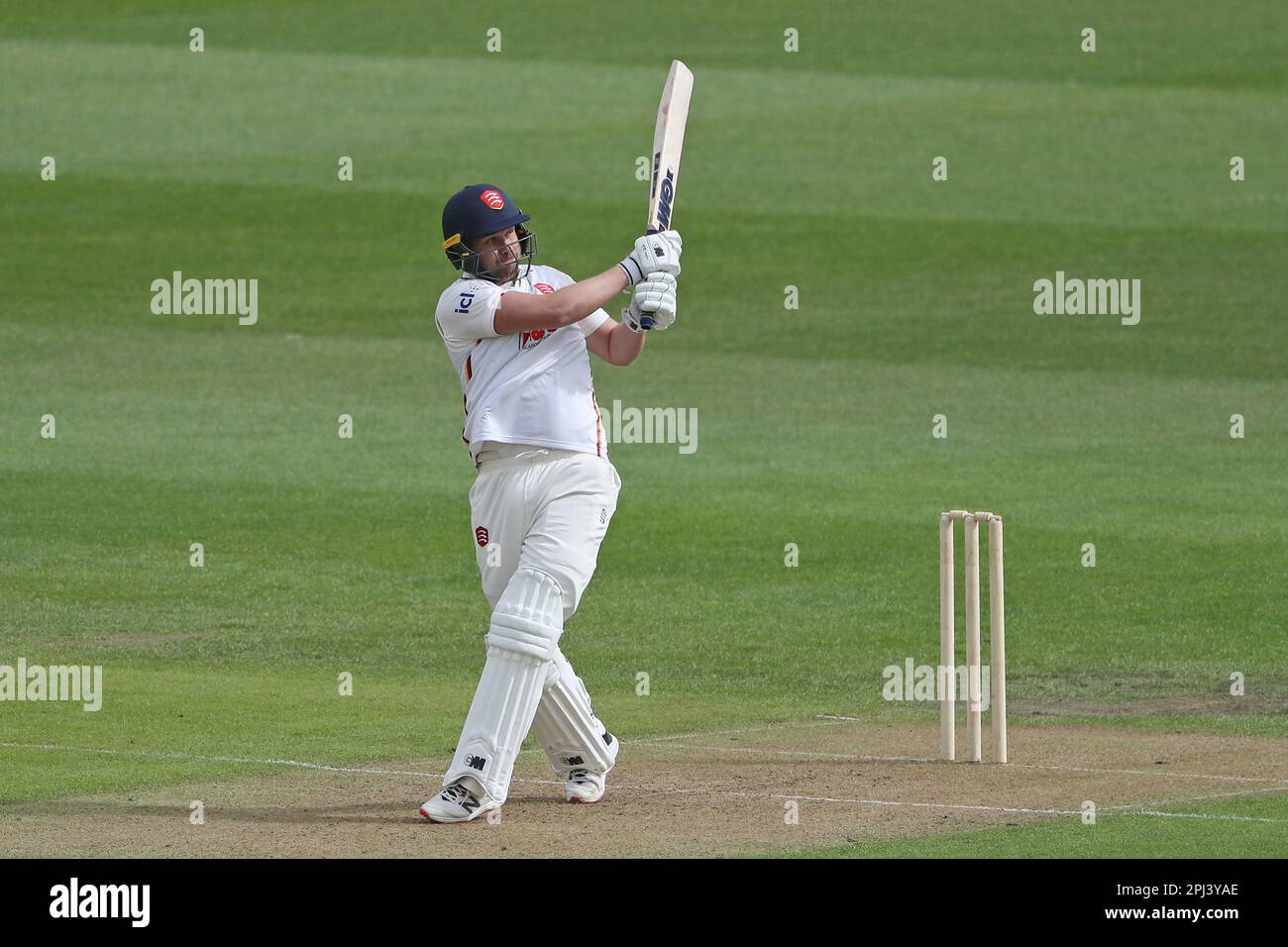 Matt Critchley dans l'action de batting pour Essex pendant Kent CCC vs ...