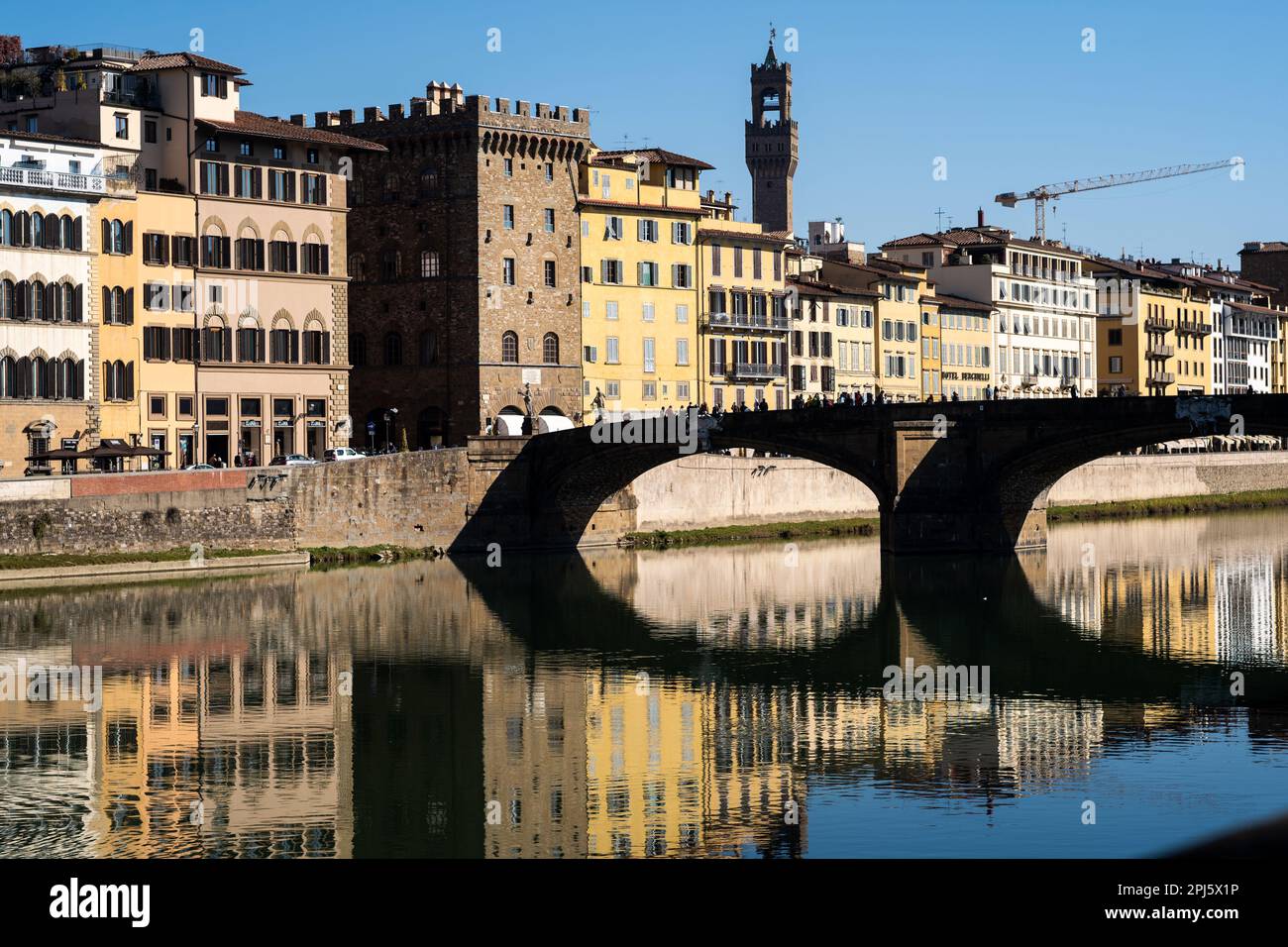 Ponte Santa Trinita, le plus ancien pont d'arche elliptique au monde ...