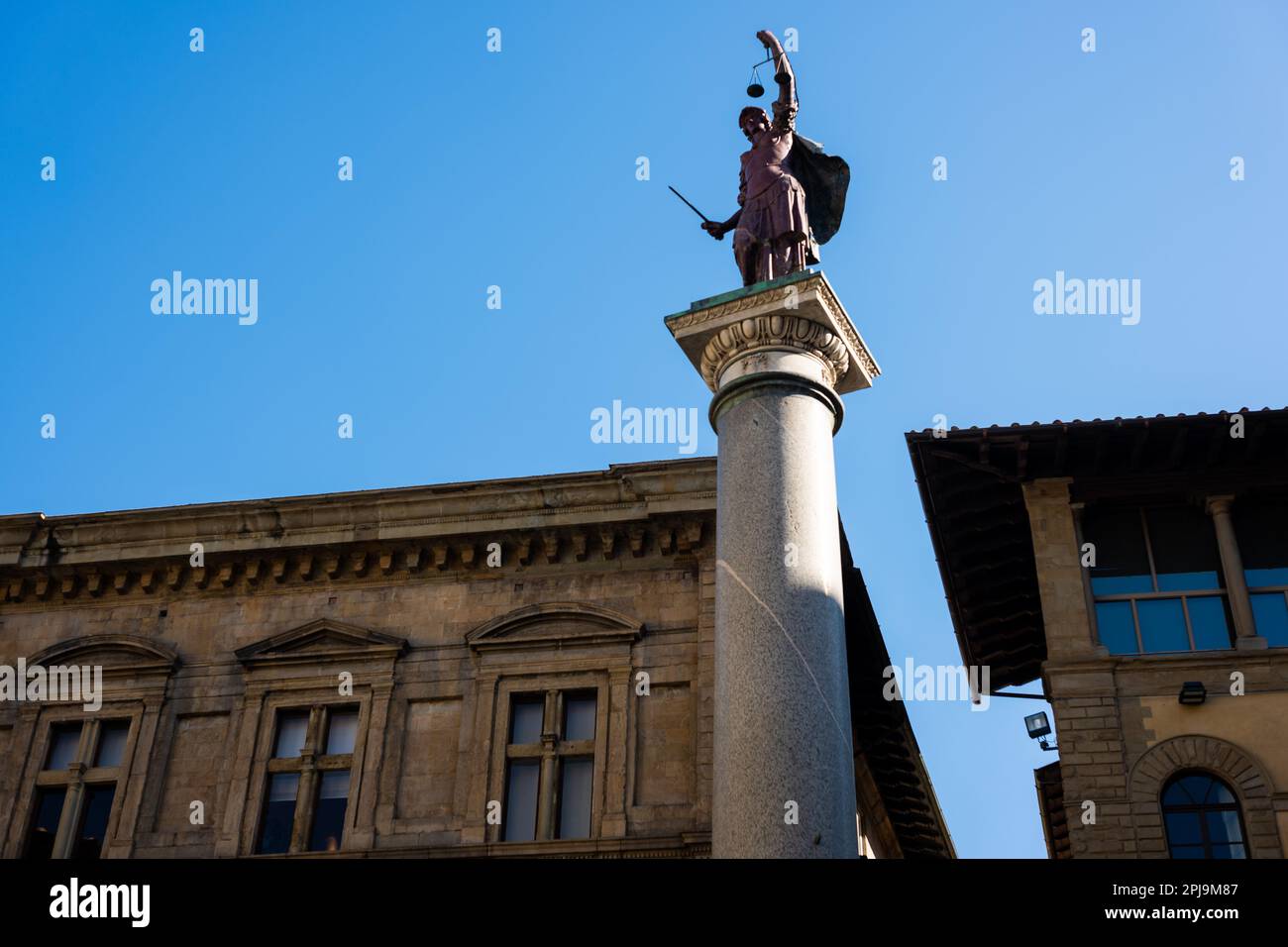 Colonne des thermes de caracalla Banque de photographies et d’images à ...