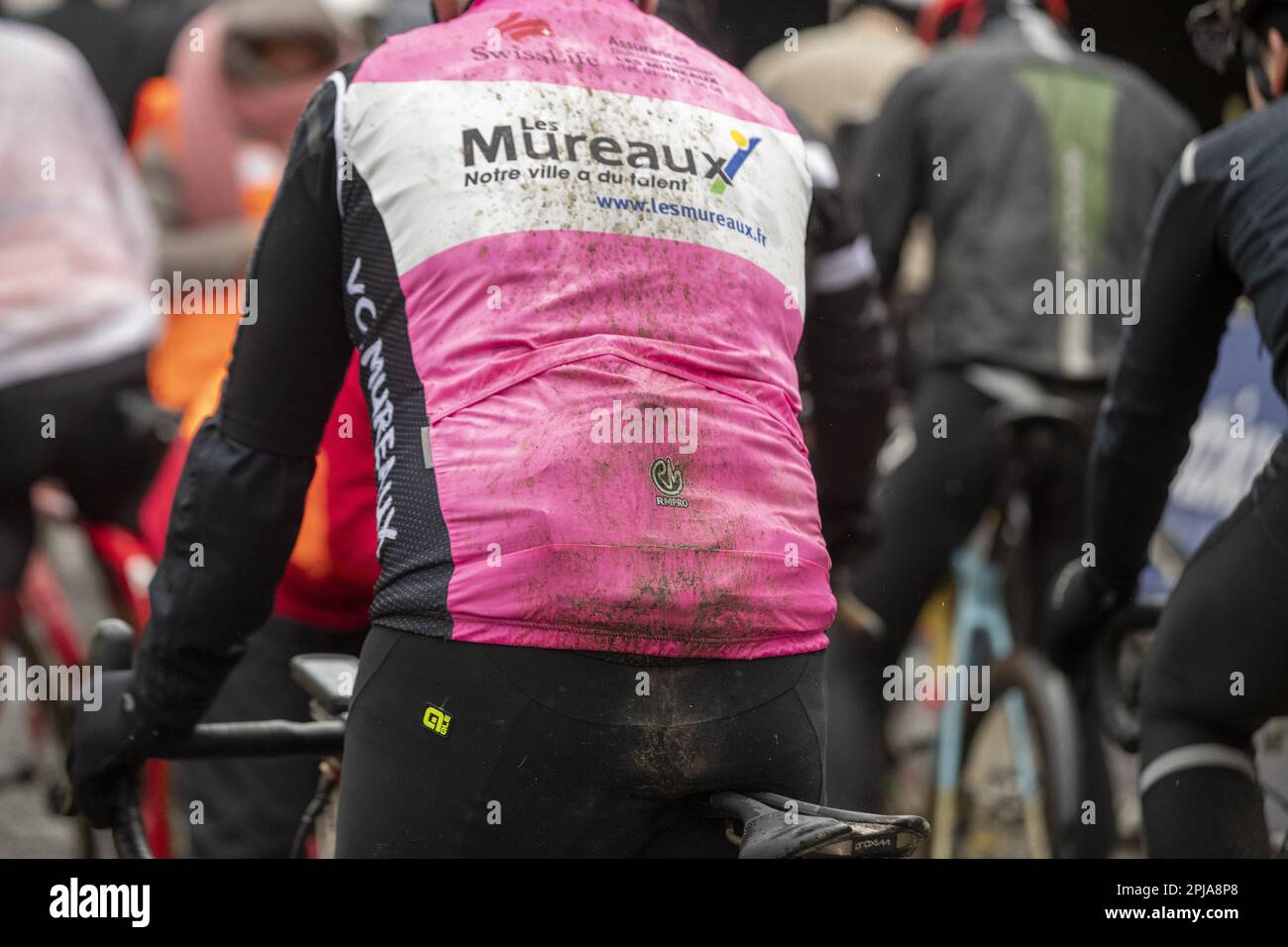 Oudenaarde, Belgique. 01st avril 2023. Cyclistes amateurs photographiés ...