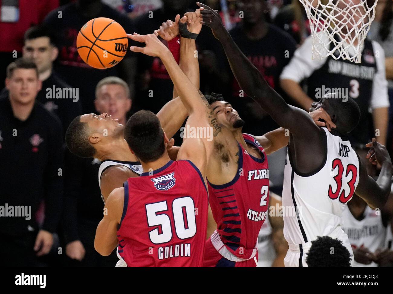 San Diego State forward Jaedon LeDee, left, and forward Aguek Arop (33 ...