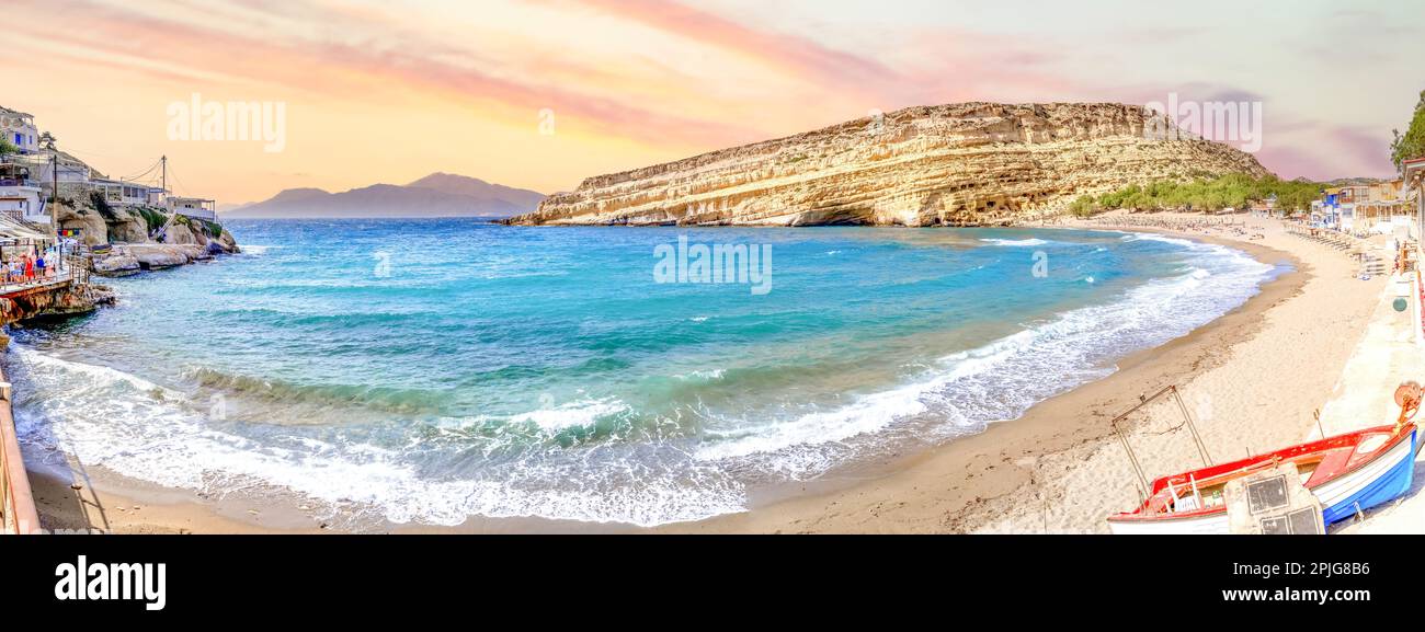 Matala beach Banque de photographies et d’images à haute résolution - Alamy