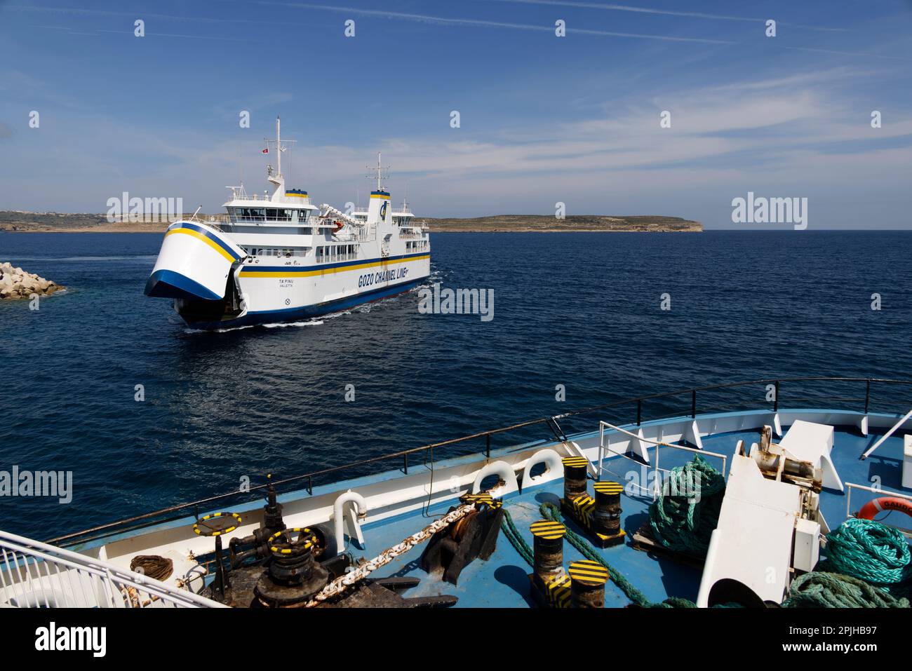 Canal de Gozo, Malte. 22nd mars 2023. Le ferry de la ligne de canal de ...