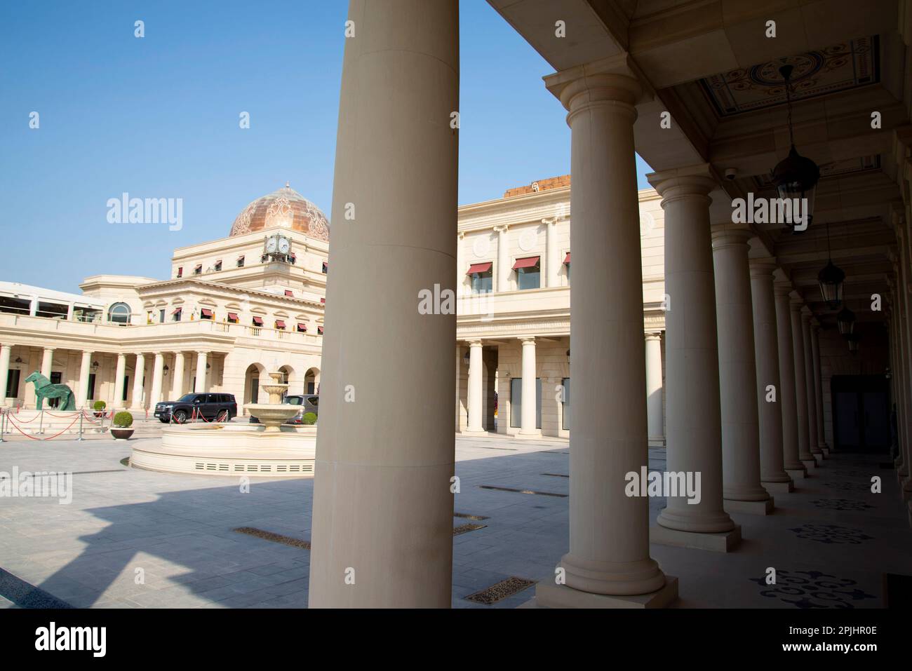 Katara cultural village doha qatar Banque de photographies et d’images à haute résolution - Alamy