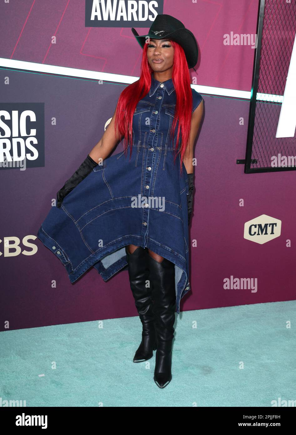 Reyna Roberts arrive aux CMT Music Awards 2023 qui se tiennent au Moody ...