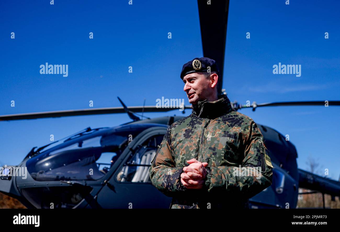 03 avril 2023, Schleswig-Holstein, Eckernförde : frégate le capitaine ...