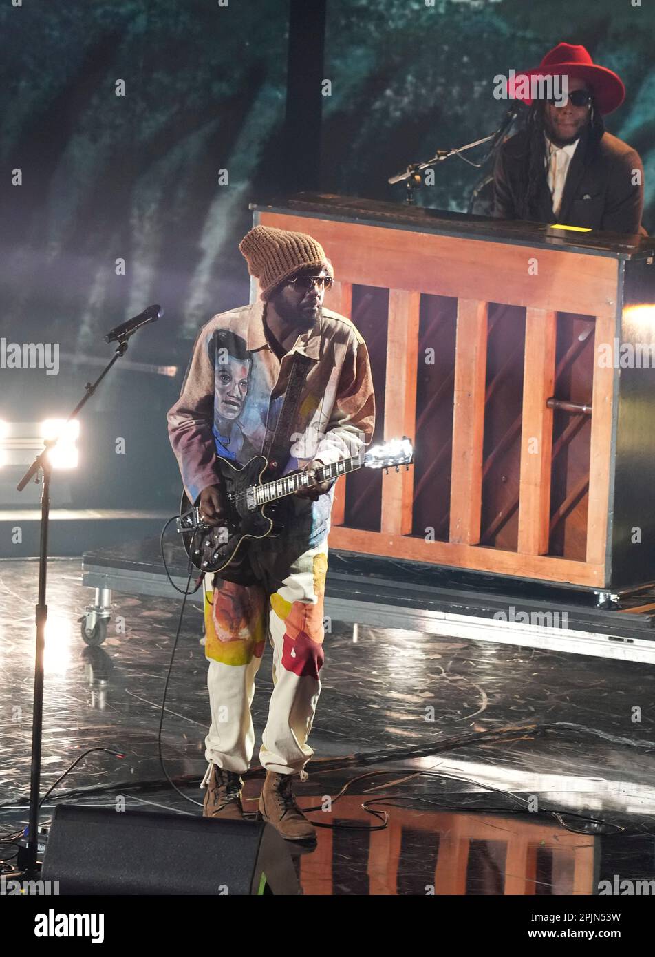 Le guitariste et chanteur d'Austin GARY CLARK JR. Rend hommage à un ...