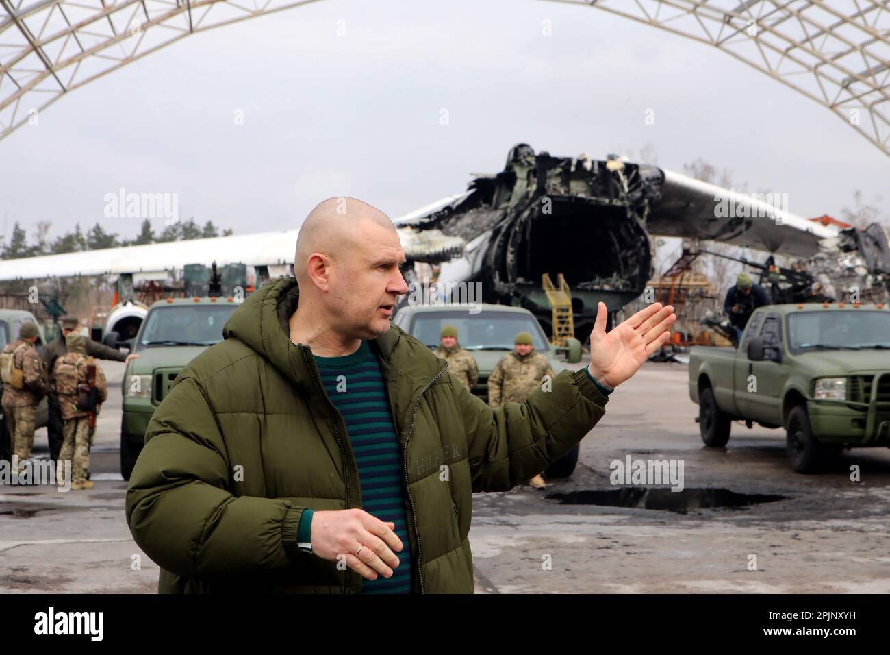 Non exclusif: HOSTOMEL, UKRAINE - 1 AVRIL 2023 - le chef de projet HEROCAR Oleksandr Puhach ...