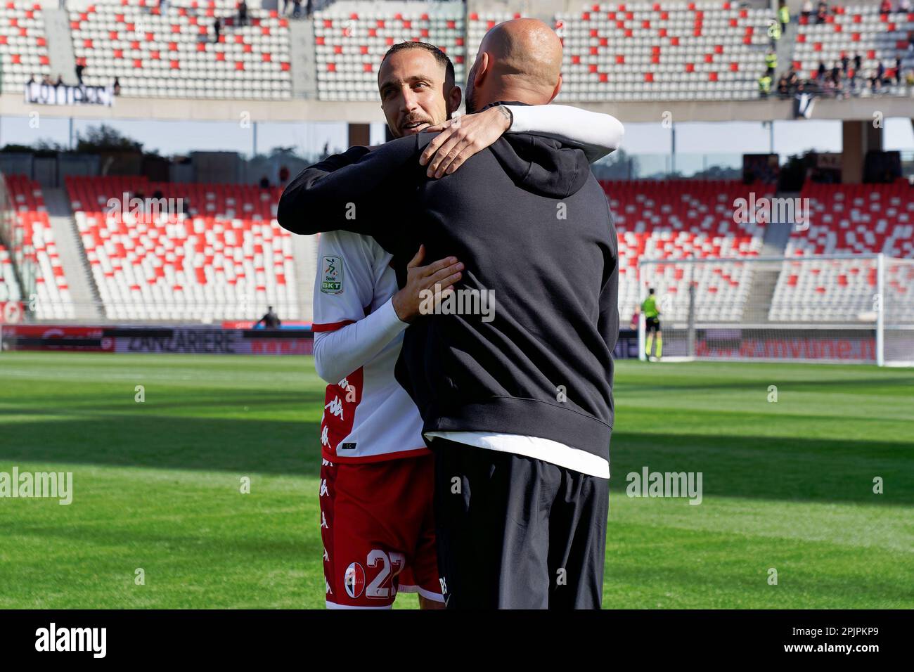 Stade San Nicola, Bari, Italie, 01 avril 2023, Entraîneur Roberto ...