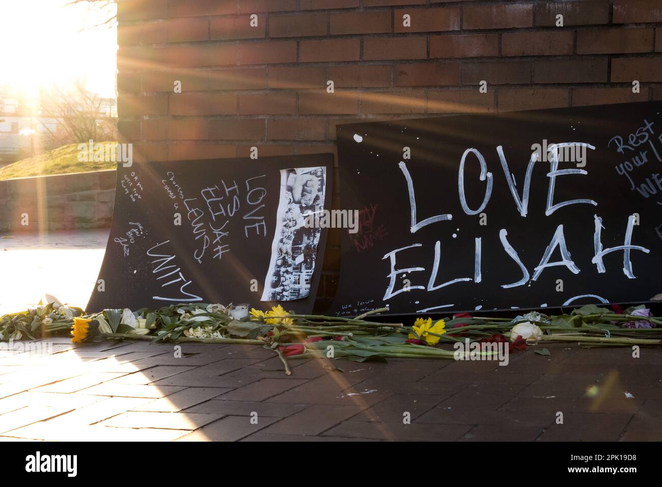 Seattle, États-Unis. 4 avril 2023. Le mémorial Elijah Lewis sur Pine et ...
