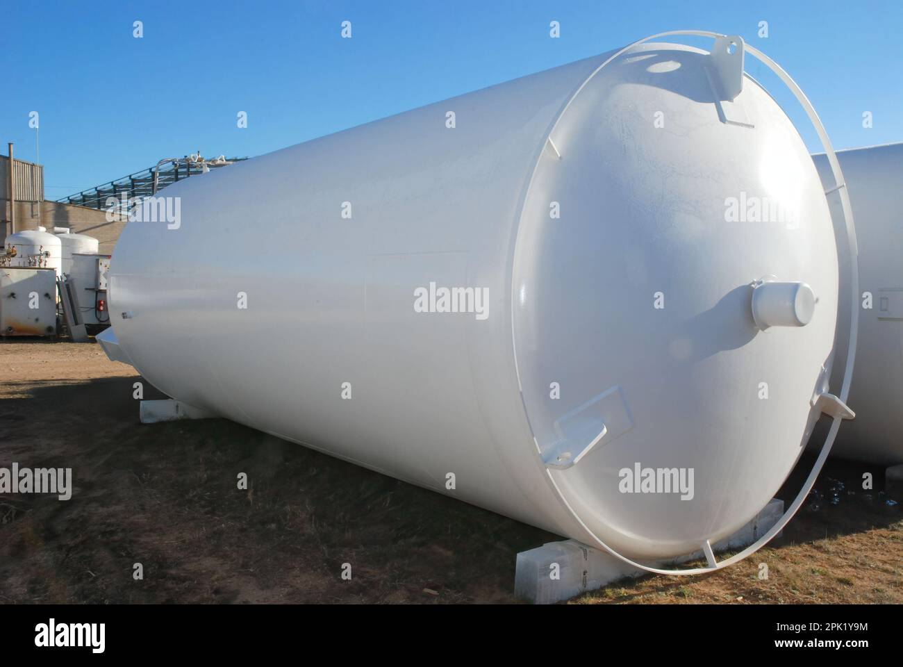 Réservoir cryogénique pour l'azote à oxygène liquide, réservoir de stockage cryogénique pour les ...