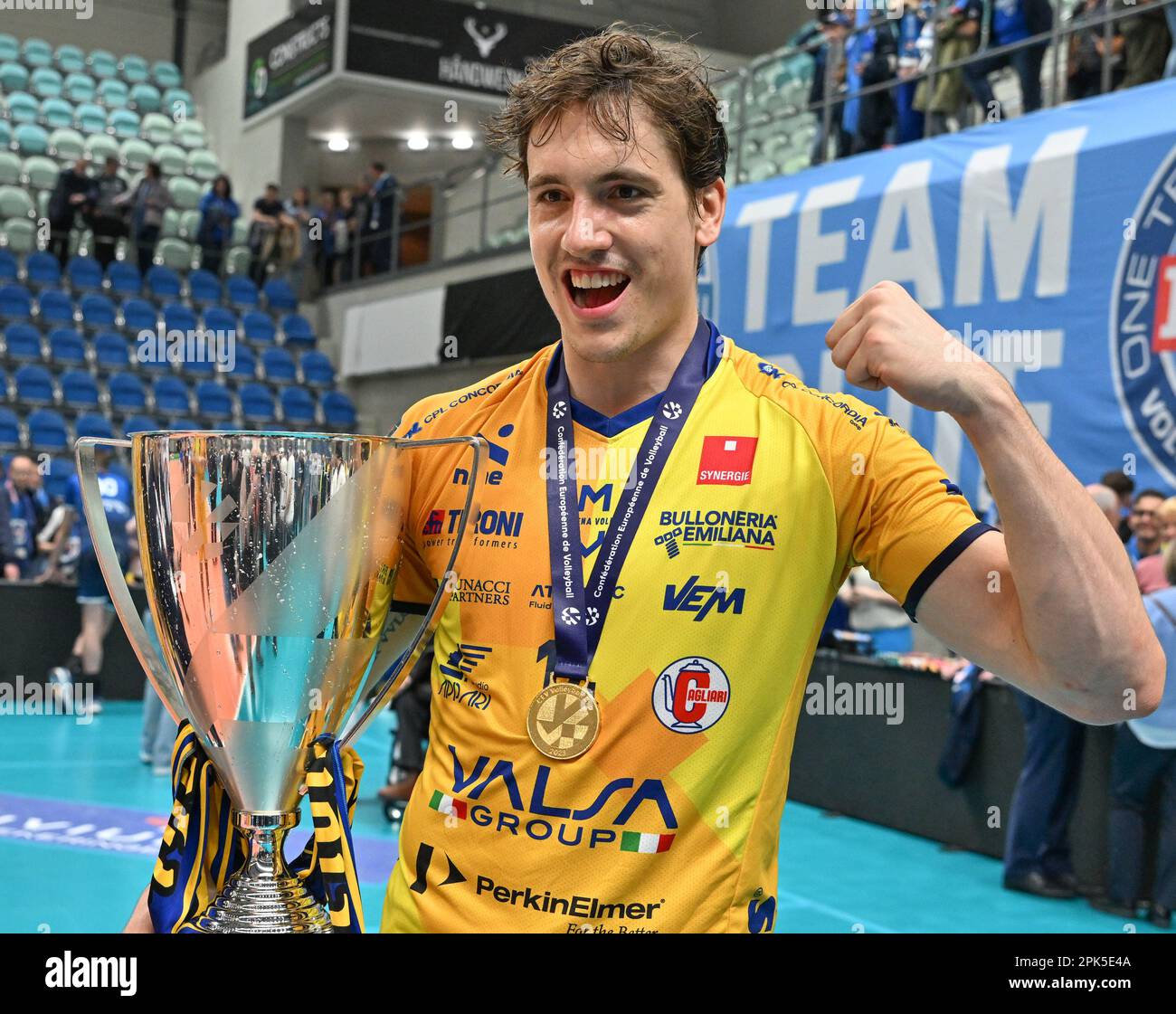 Joueurs de Modène avec Tomas Rousseaux (14) de Modène en photo ...