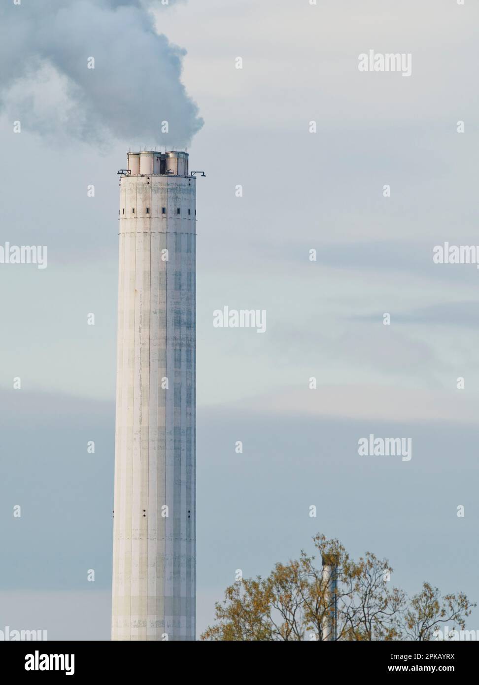 Cheminée industrielle Banque de photographies et d’images à haute ...