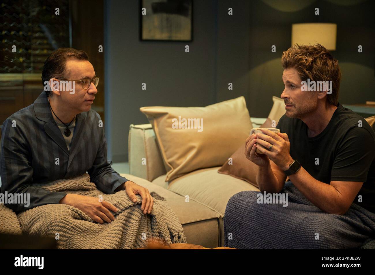 INSTABLE, de gauche à droite: Fred Armisen, Rob Lowe, (saison 1, ep ...