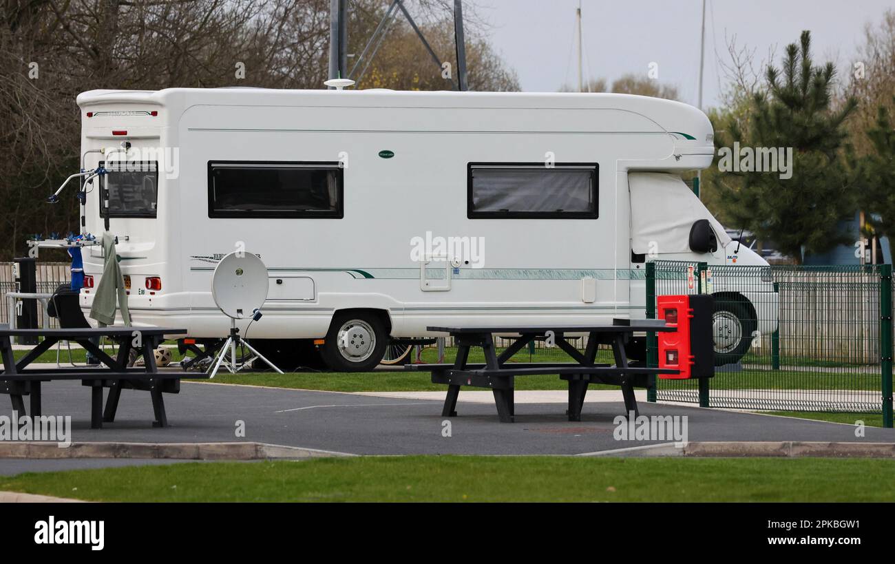 Site de camping-car Kinnego Lough Neagh Irlande du Nord. Un moteur ...