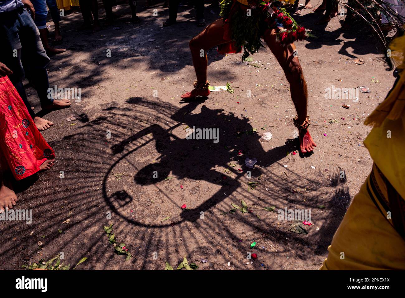 Après la puja de Sitala, et avant chaitra sankranti, un hommage au dieu ...