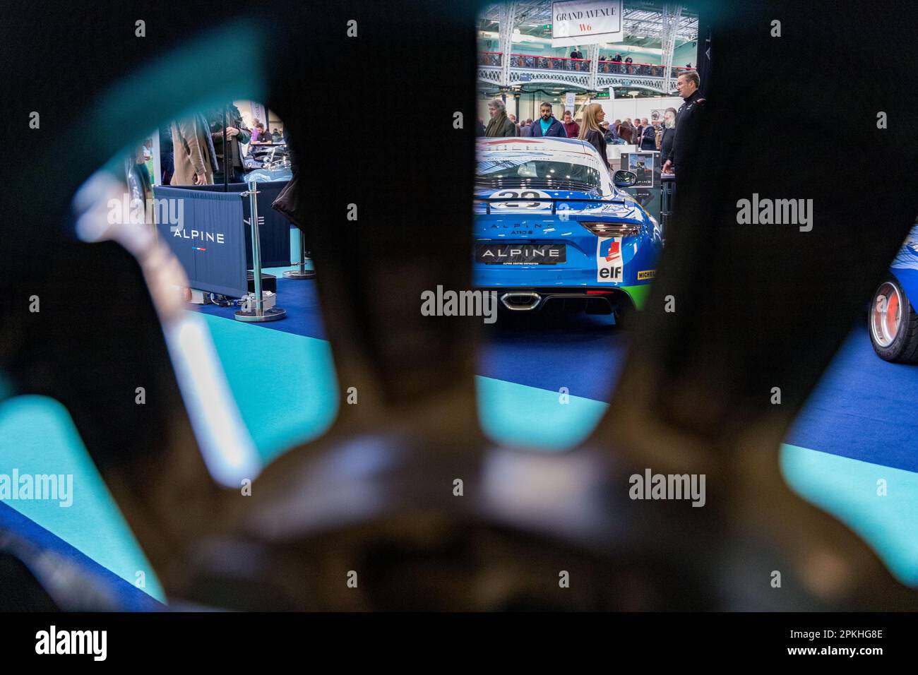 Salon des voitures classiques de londres 2023 Banque de photographies et d’images à haute ...