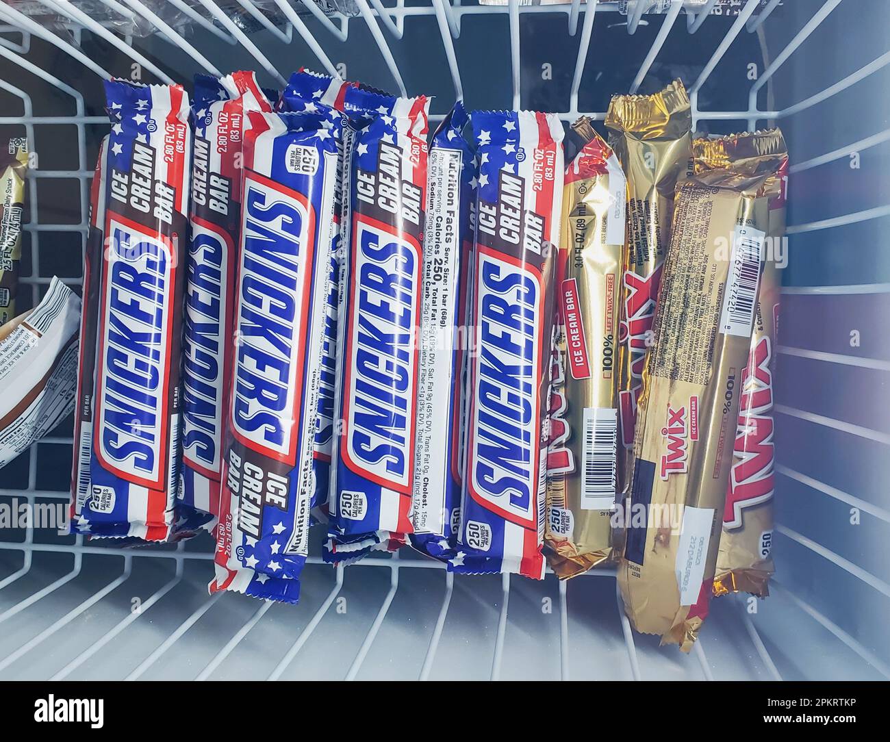 Glace snickers Banque de photographies et d’images à haute résolution ...