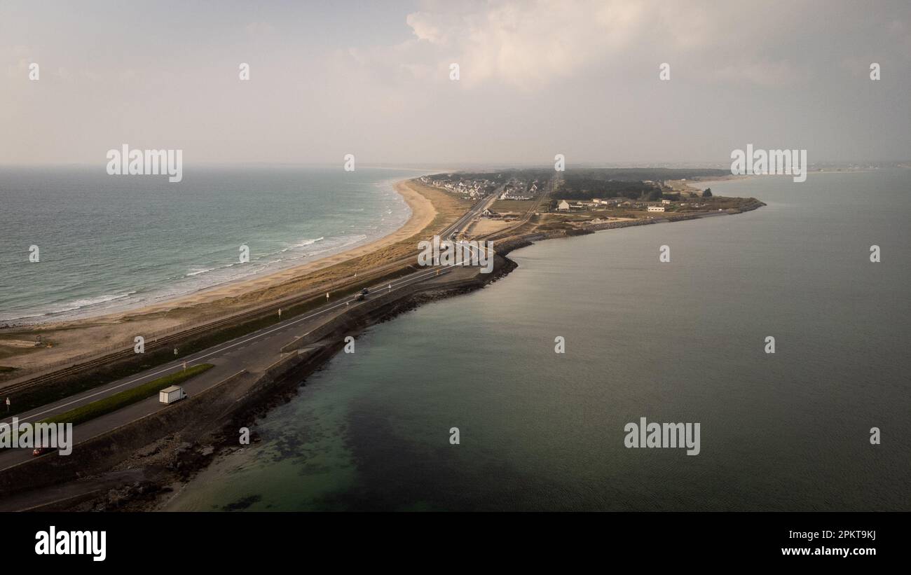 France, Bretagne, Morbihan, Quiberon, 2022-03-30. Vue aérienne sur le ...