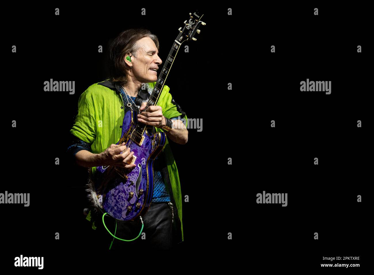 Steve vai guitare gris Banque de photographies et d’images à haute ...