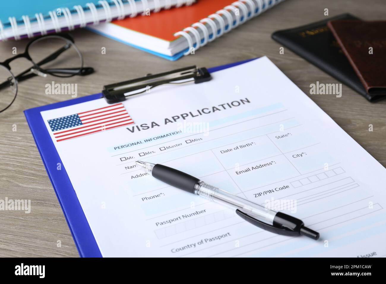 Formulaire de demande de visa pour l'immigration aux États-Unis et ...