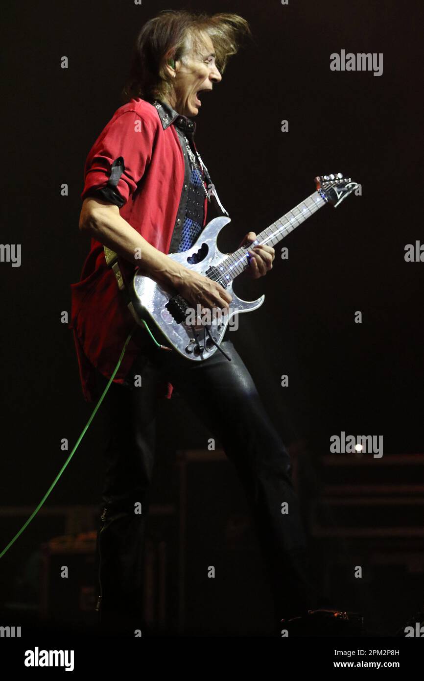Steve vai 2023 Banque de photographies et d’images à haute résolution ...