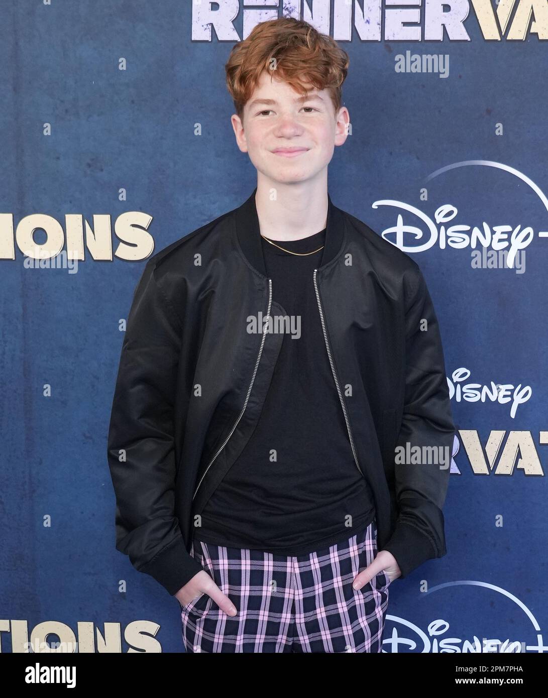 Landon Gordon arrive à la première de la série originale de Disney+ ...
