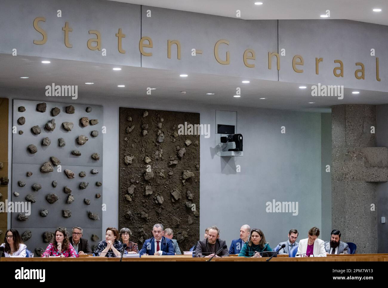 LA HAYE - Hulya Kat (D66), Anne Kuik (CDA), Judith Tielen (VVD, vice ...