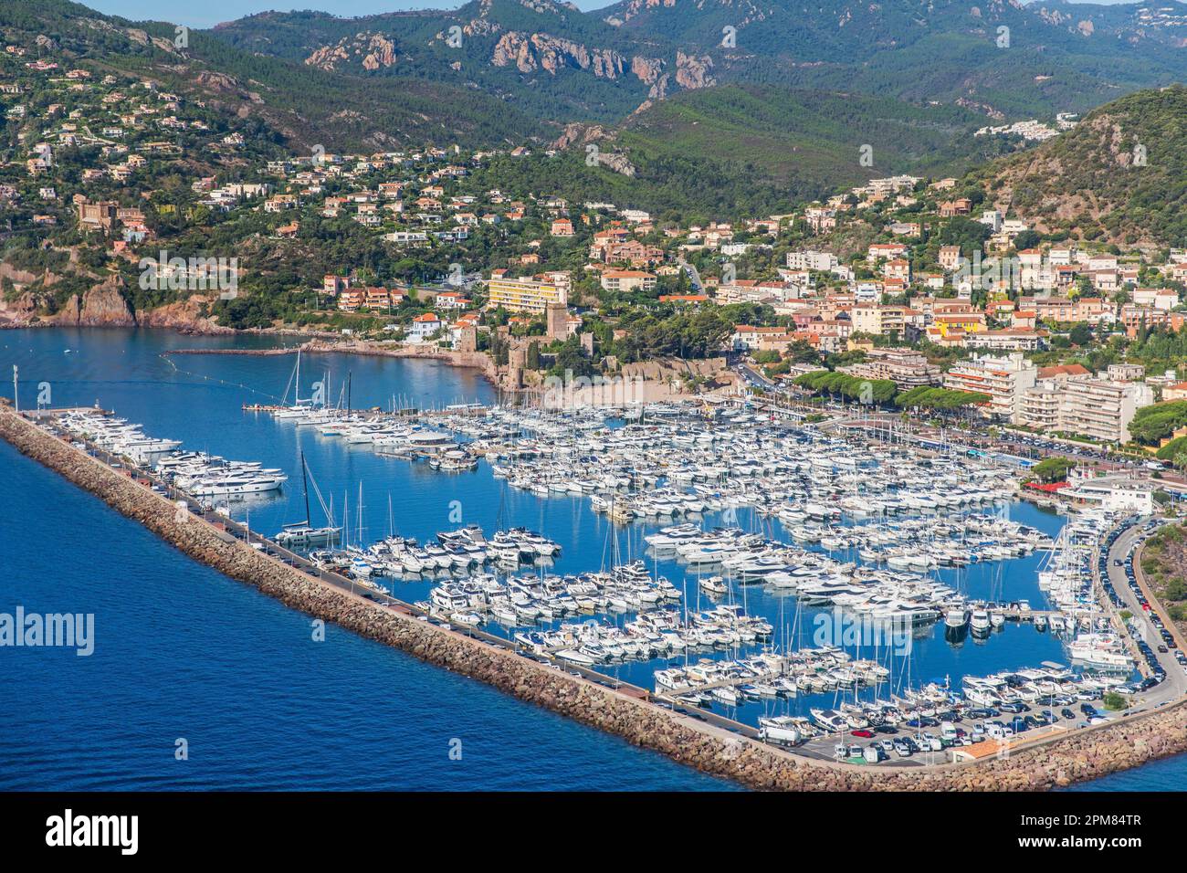 Port de mandelieu la napoule Banque de photographies et d’images à ...