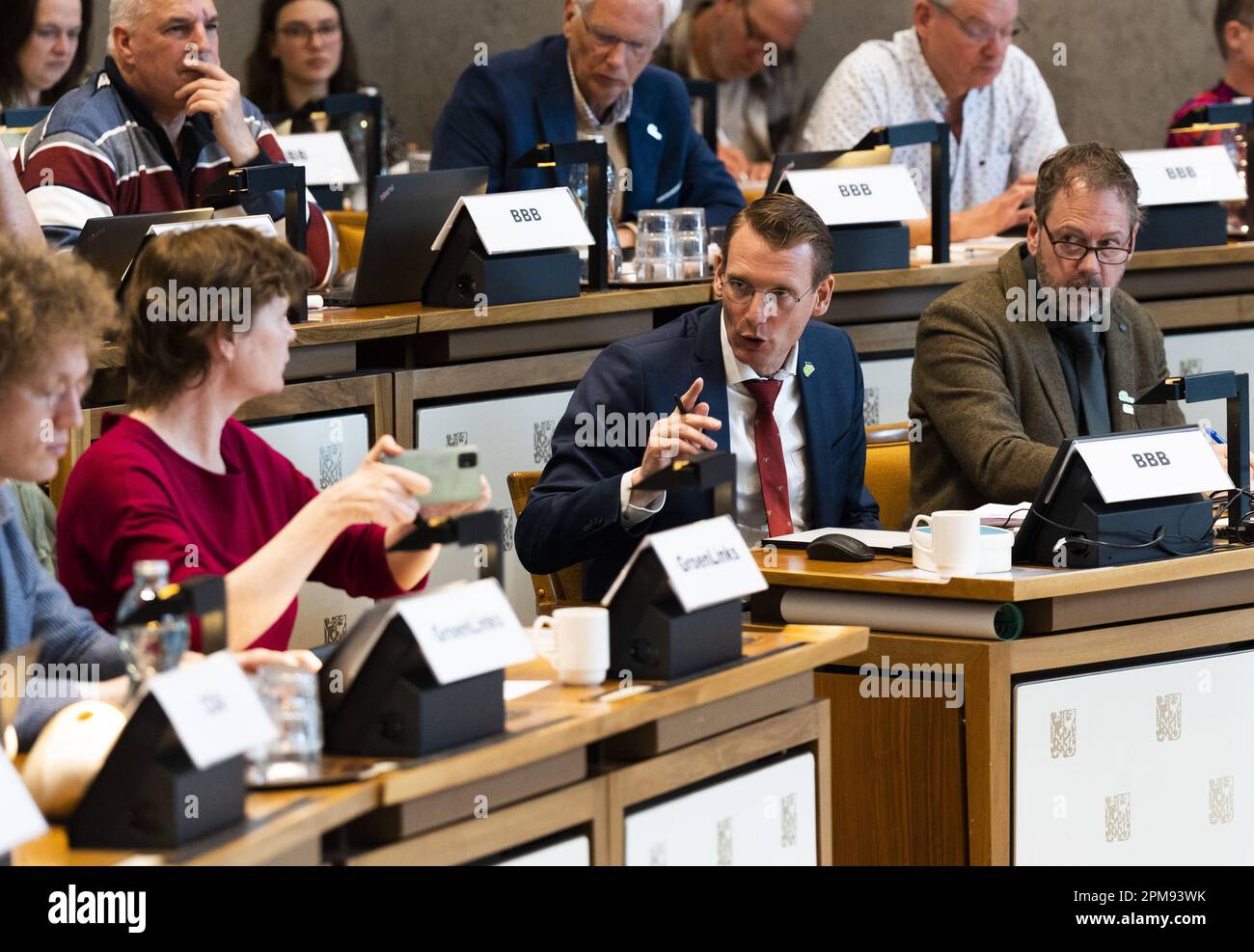 ARNHEM - Rik Loeters (BBB) lors de la première réunion ordinaire du ...