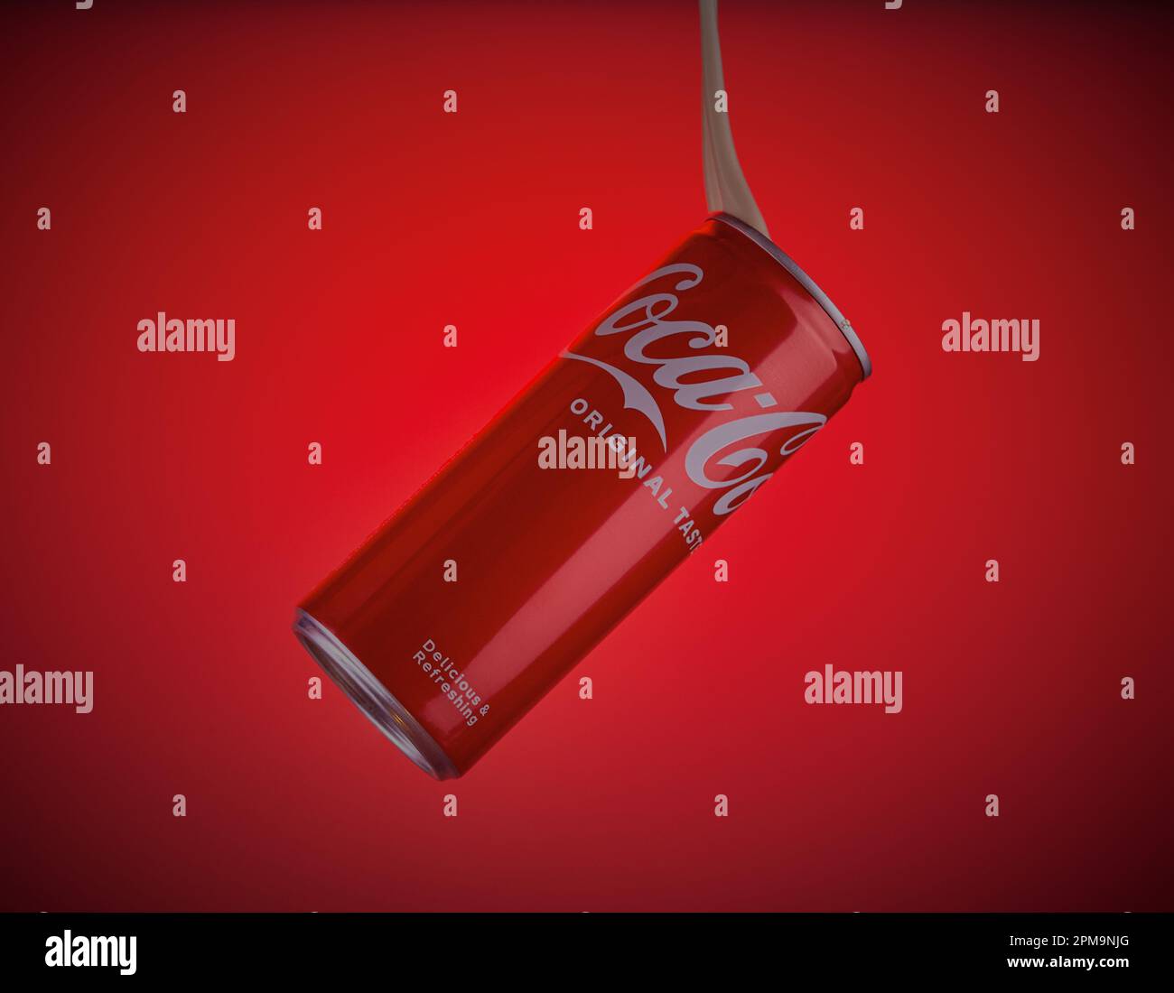 Image d'une canette de coca cola Banque de photographies et d’images à ...