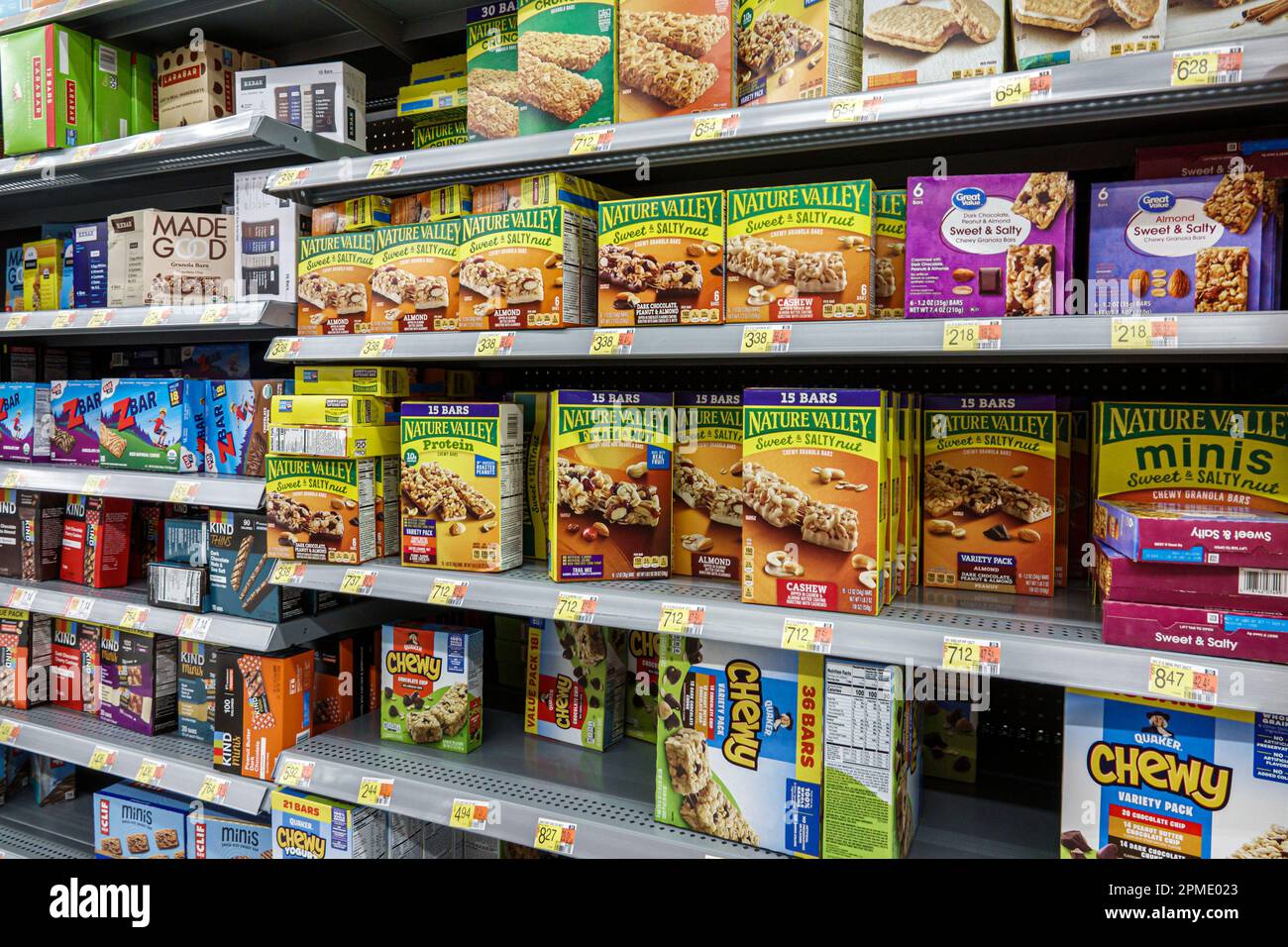 Nature valley boîtes de grande valeur barres granola Banque de ...