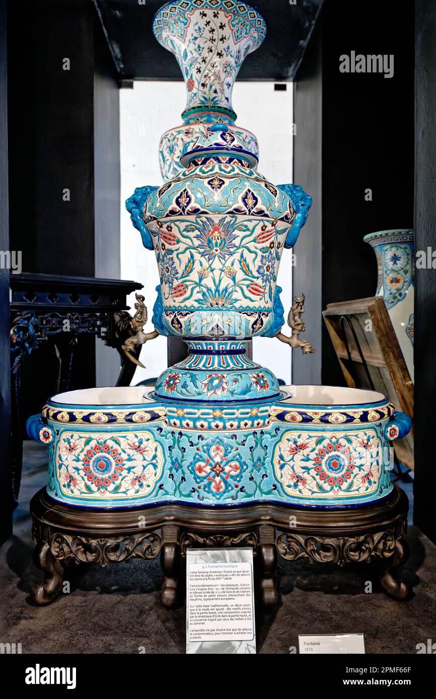 Longwy faience Banque de photographies et d’images à haute résolution ...
