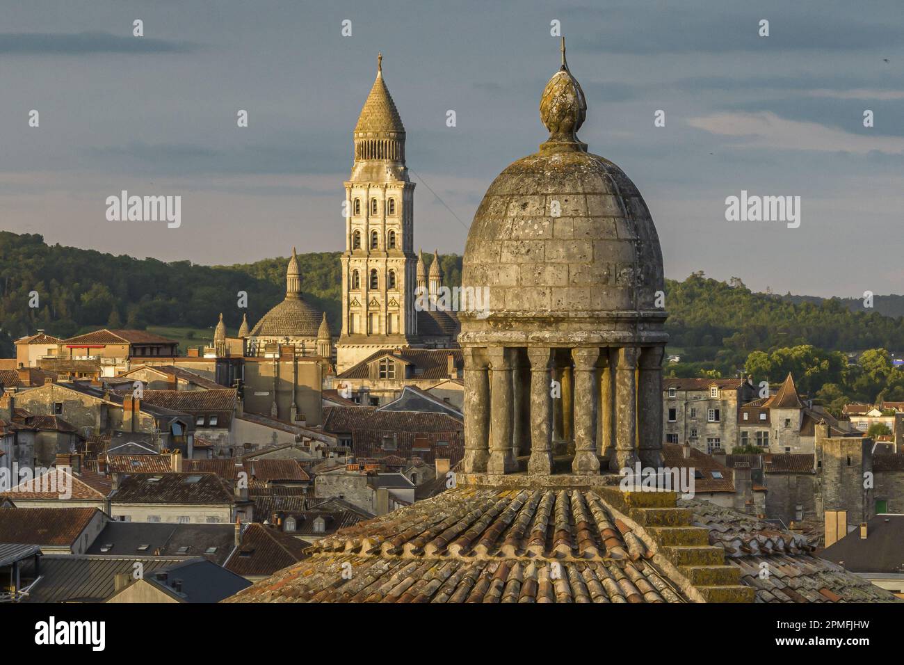 Cathedrale saint front de perigueux Banque de photographies et d’images ...