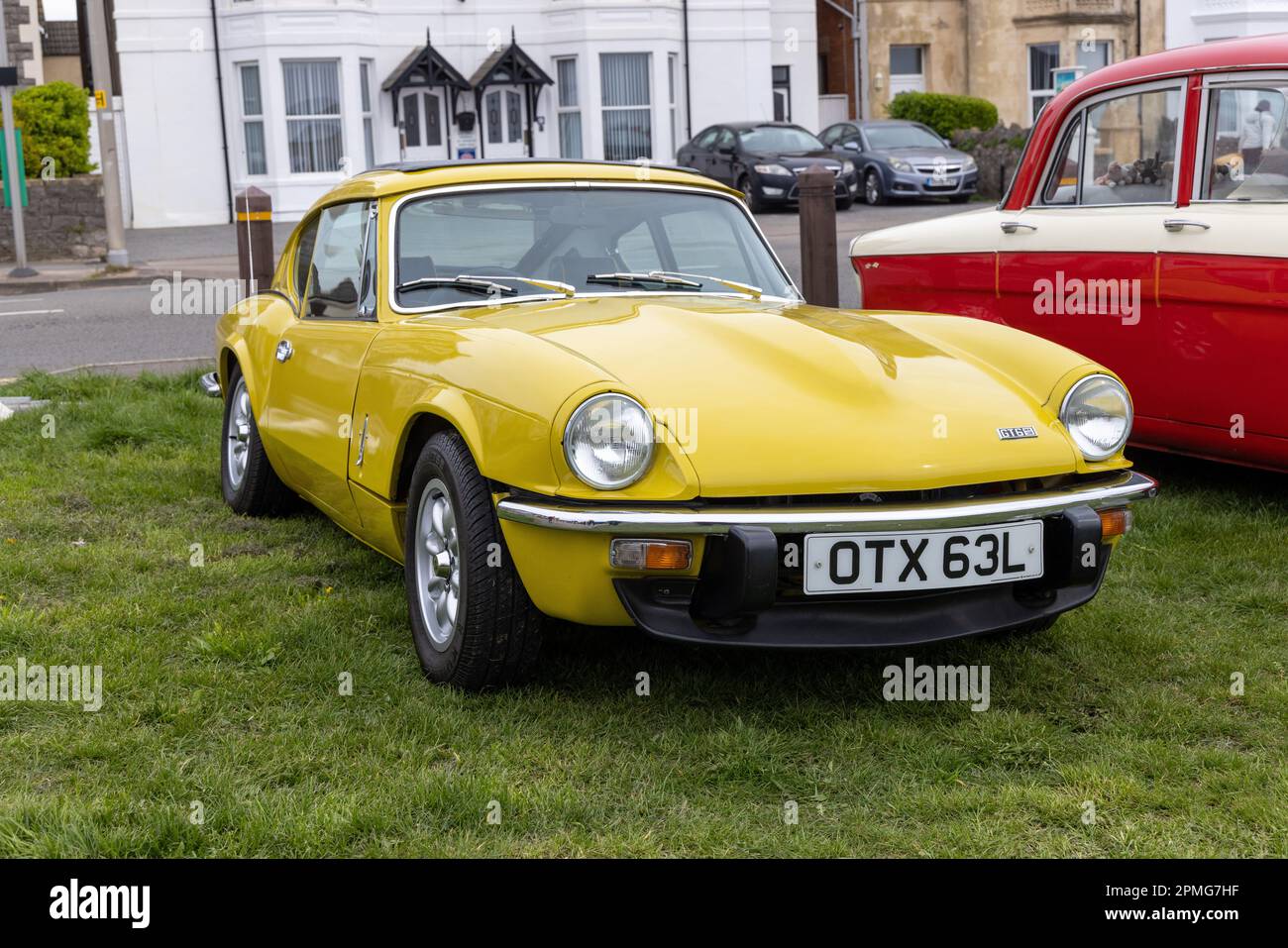 2023 avril - Triumph Classic Bright tYellow GT6 au Pageant de Motoring ...