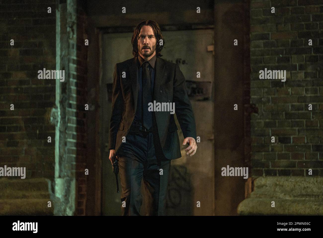John wick chapitre 4 Banque de photographies et d’images à haute résolution - Alamy