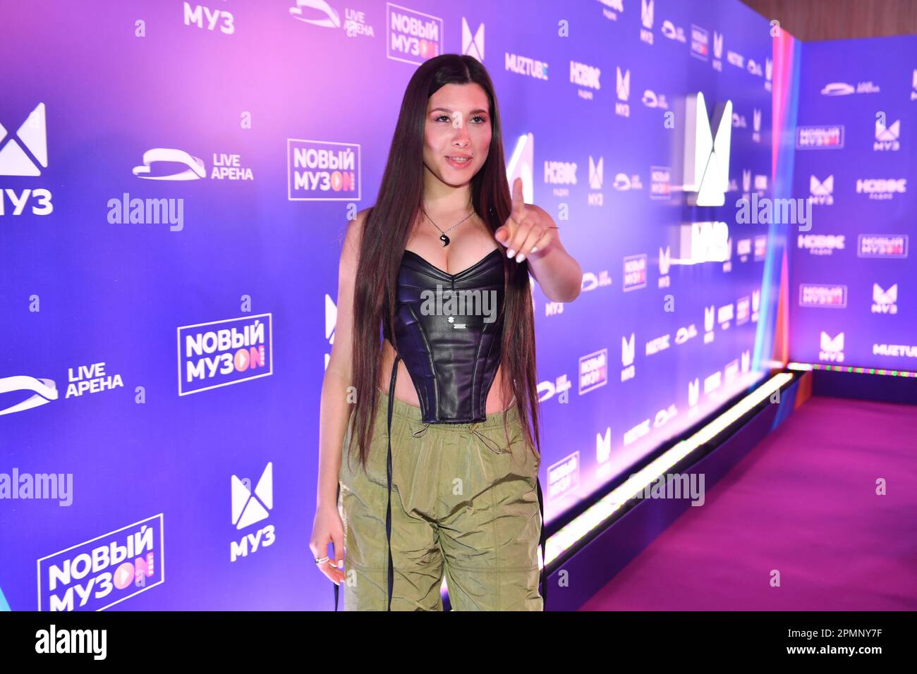 Moscou. La chanteuse Anet Say (Anna Saydaliyeva) au festival Freshman ...