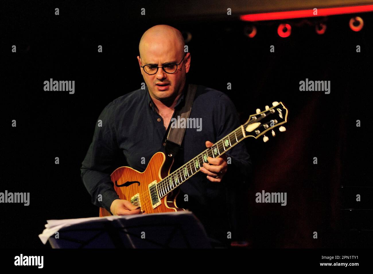 Alex wintz guitariste Banque de photographies et d’images à haute ...