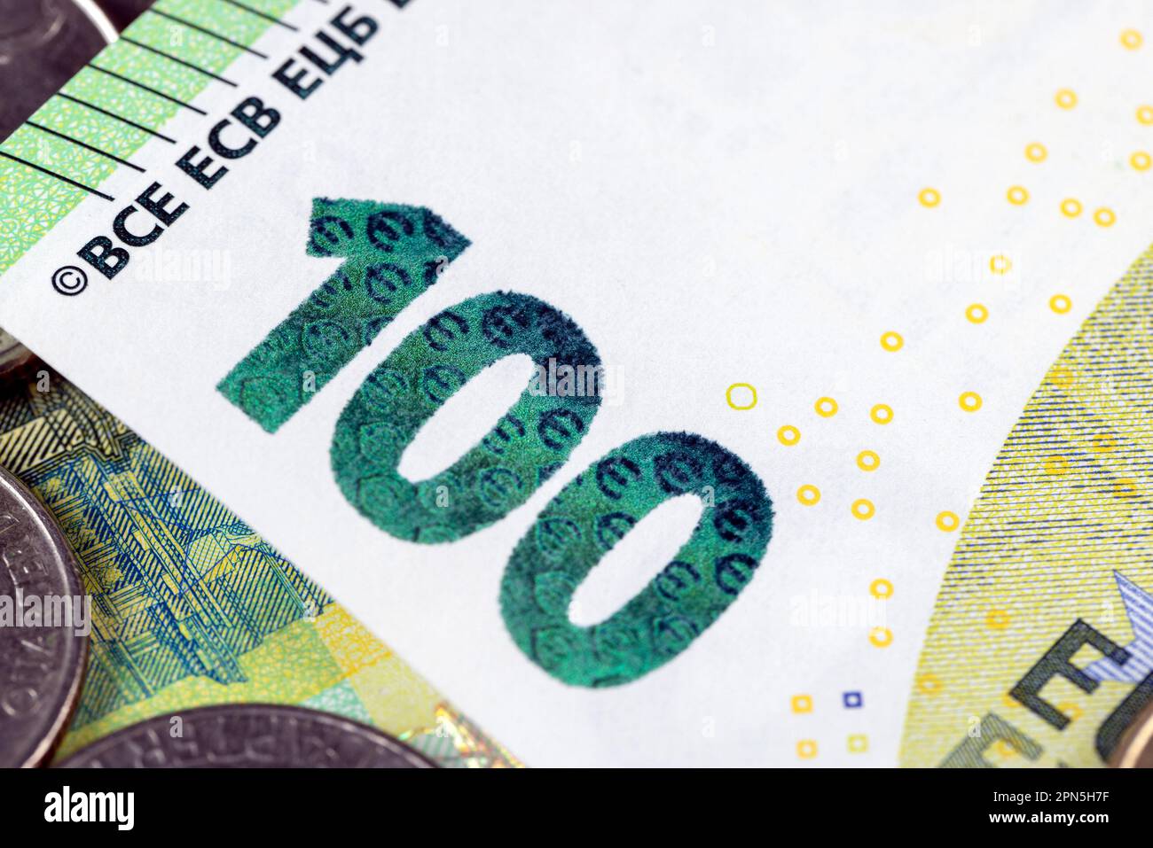 Monnaies différentes les dollars américains et l'euro de l'Union ...