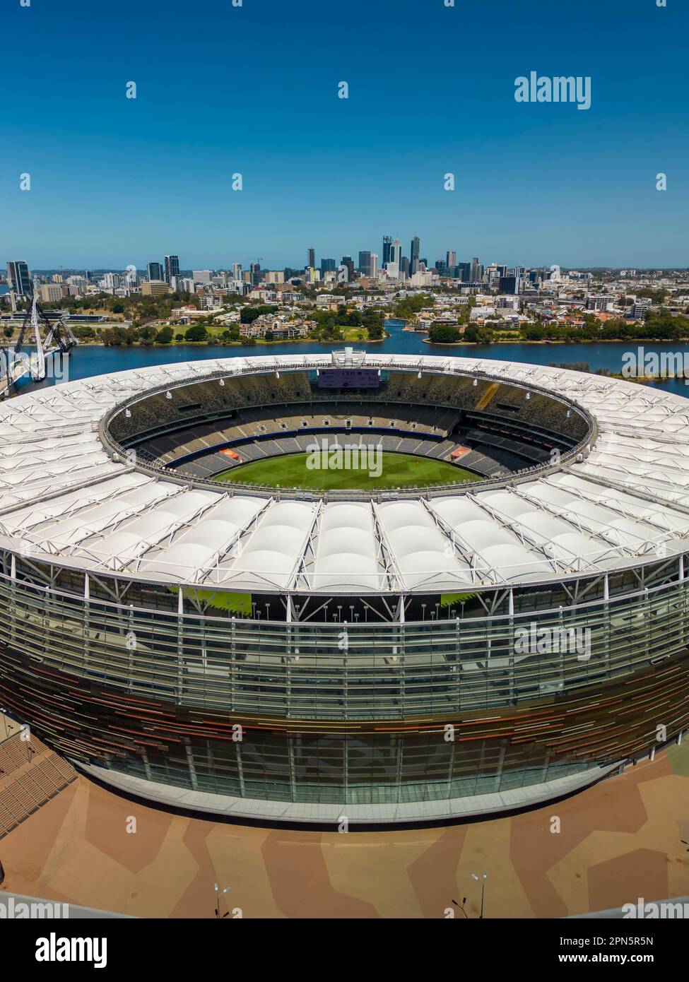Optus stadium arena venue Banque de photographies et d’images à haute ...