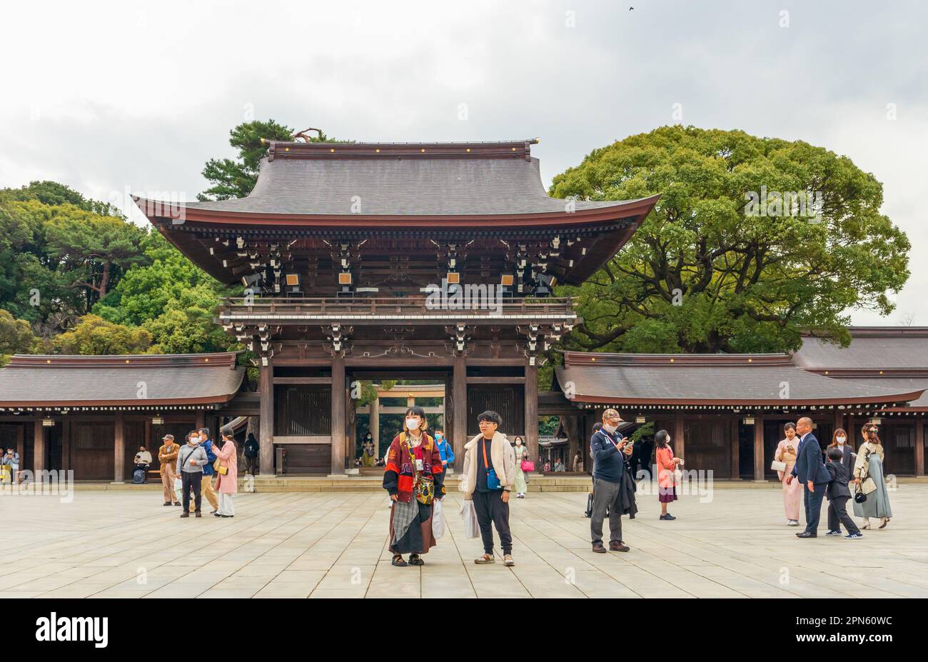 Tokyo, Japon - 21 mars 2023 : Meiji Jingu, temple shinto dédié aux ...