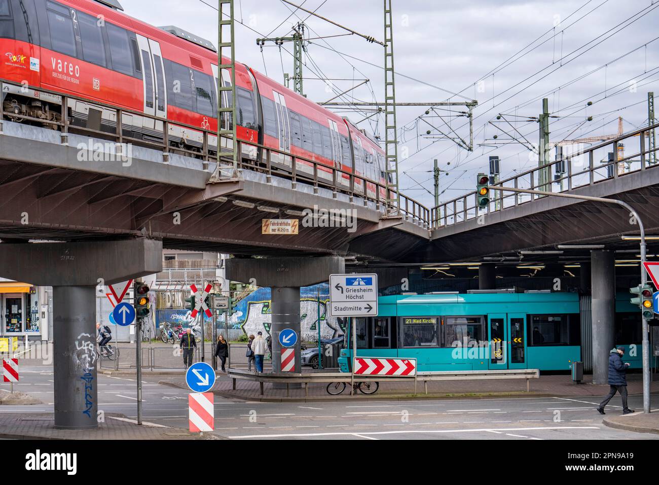 Trains s bahn Banque de photographies et d’images à haute résolution - Alamy